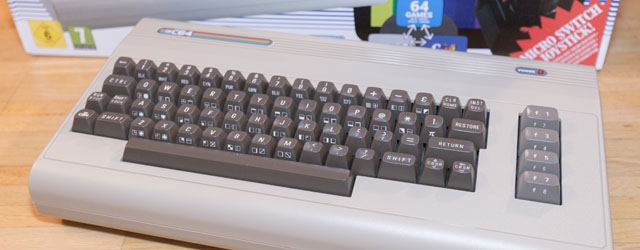 The C64 Maxi: Unboxing und Test - DENNIS KNAKE punkt DE